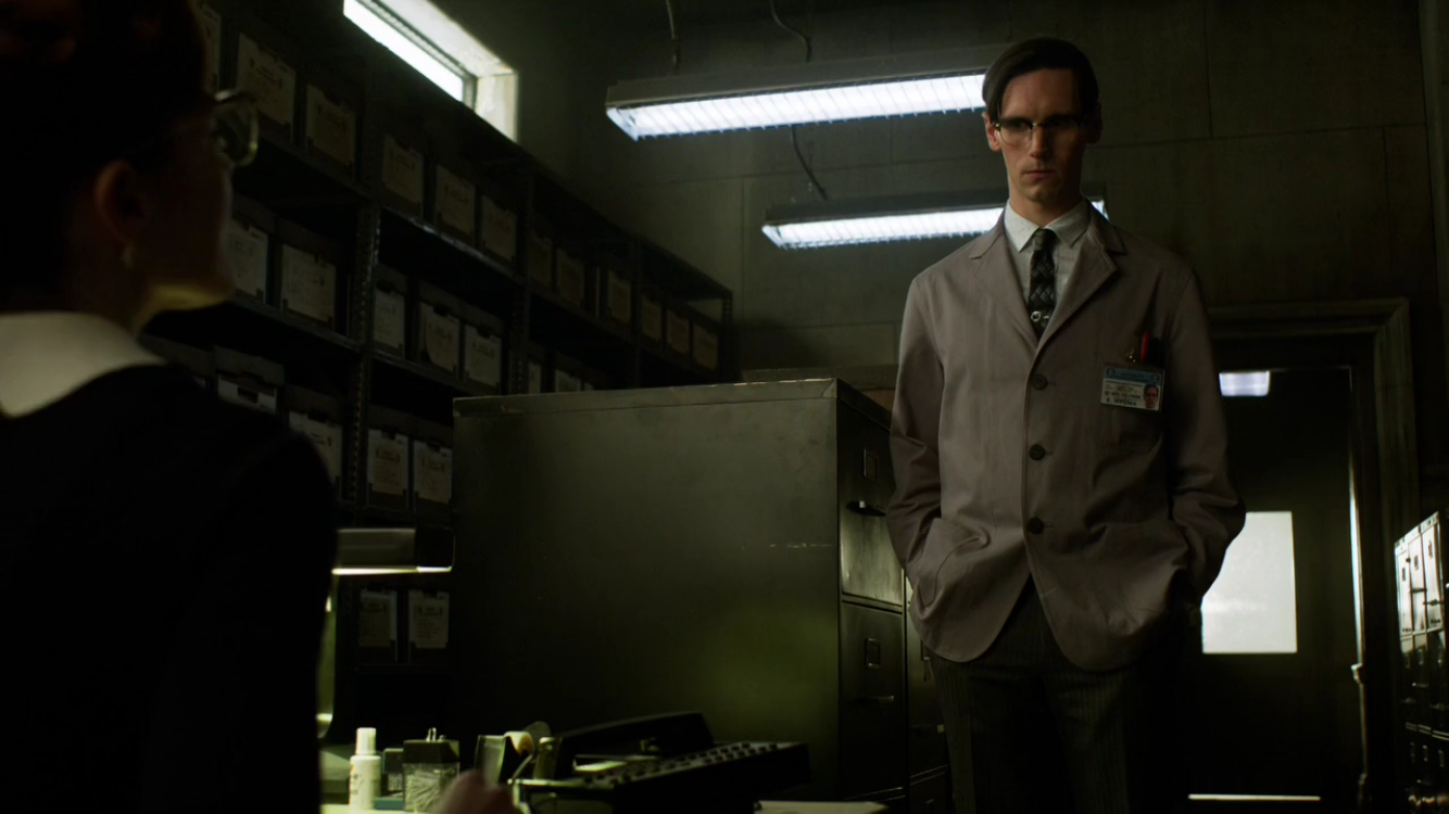 Review: Gotham, Episode 21 - "The Anvil or the Hammer"