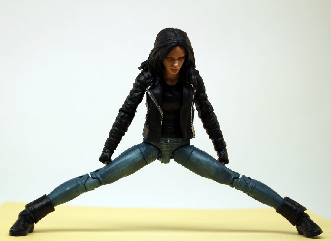 Marvel Legends Jessica Jones Figure Review - Geeks Under Grace