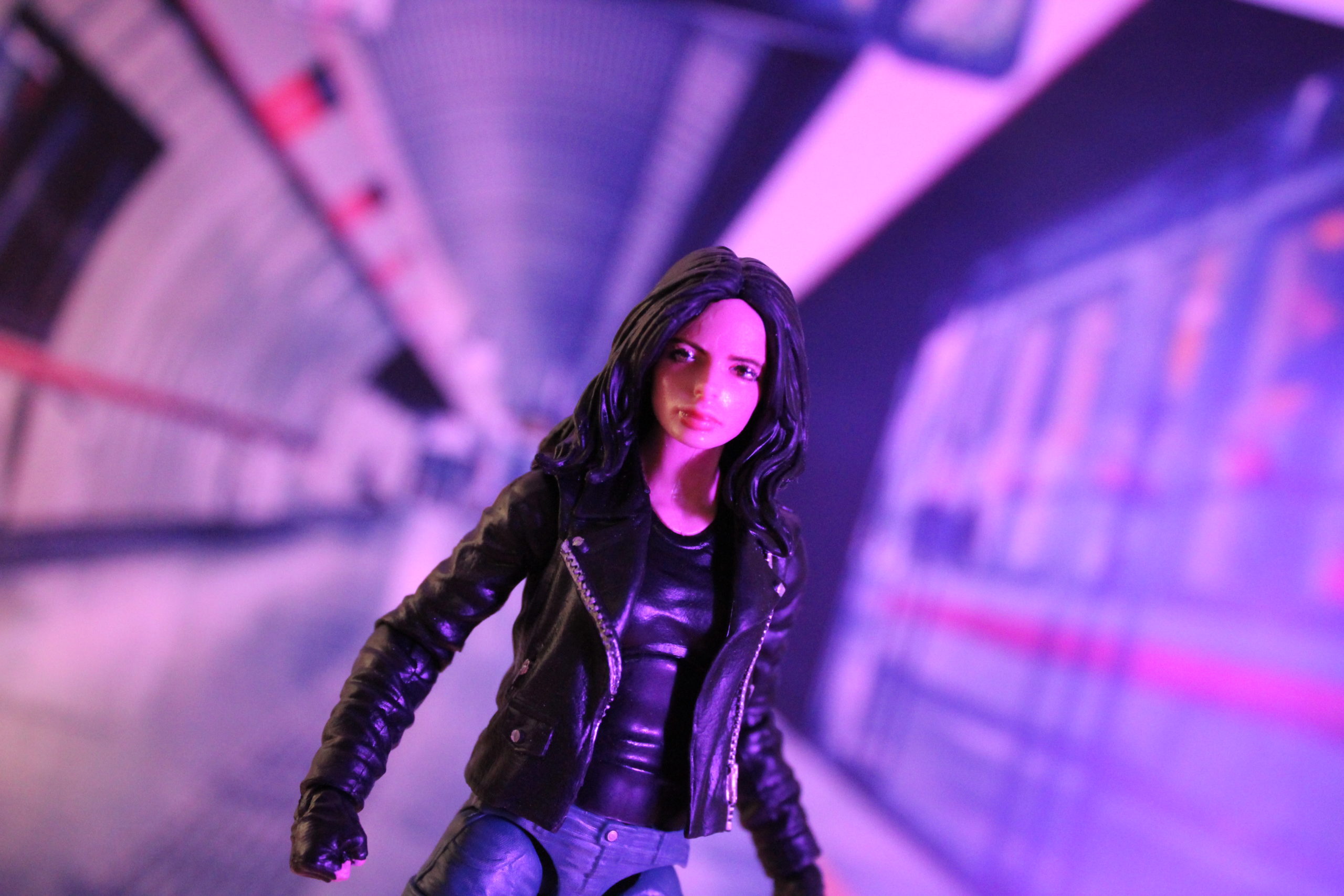 Marvel Legends Jessica Jones Figure Review - Geeks Under Grace