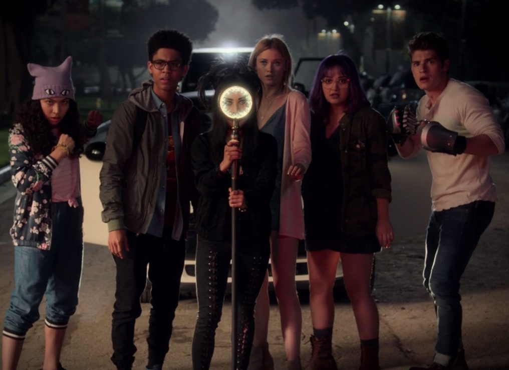 Review: Marvel's Runaways Season 1 - Geeks Under Grace