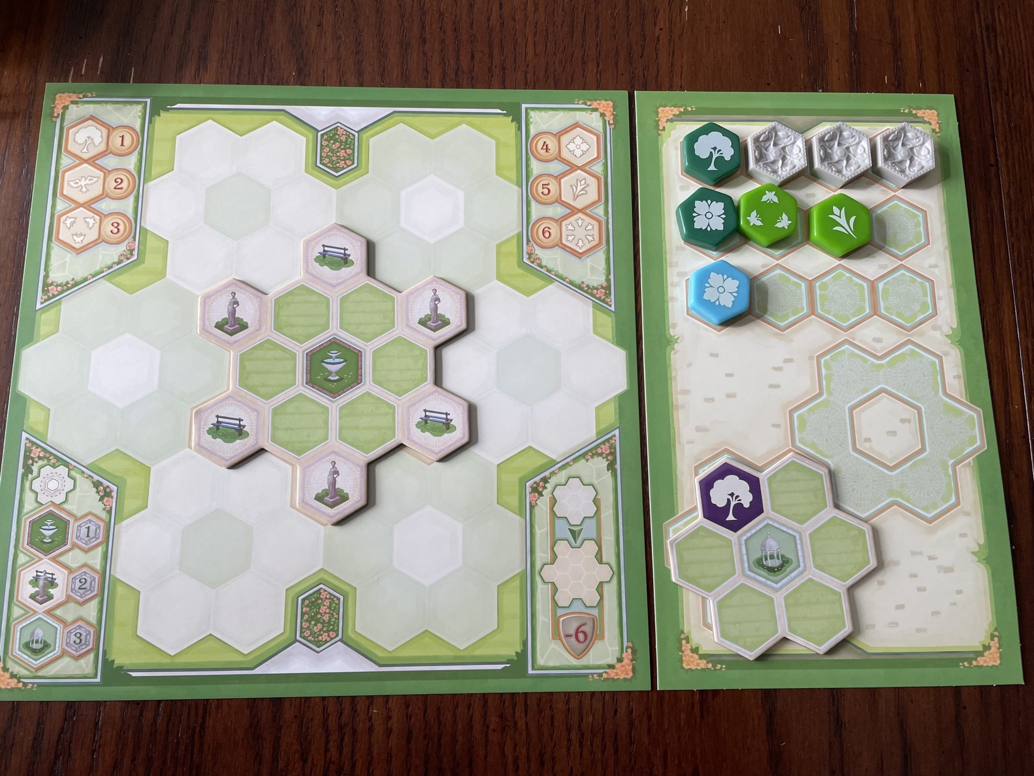 Review – Azul: Queen's Garden - Geeks Under Grace