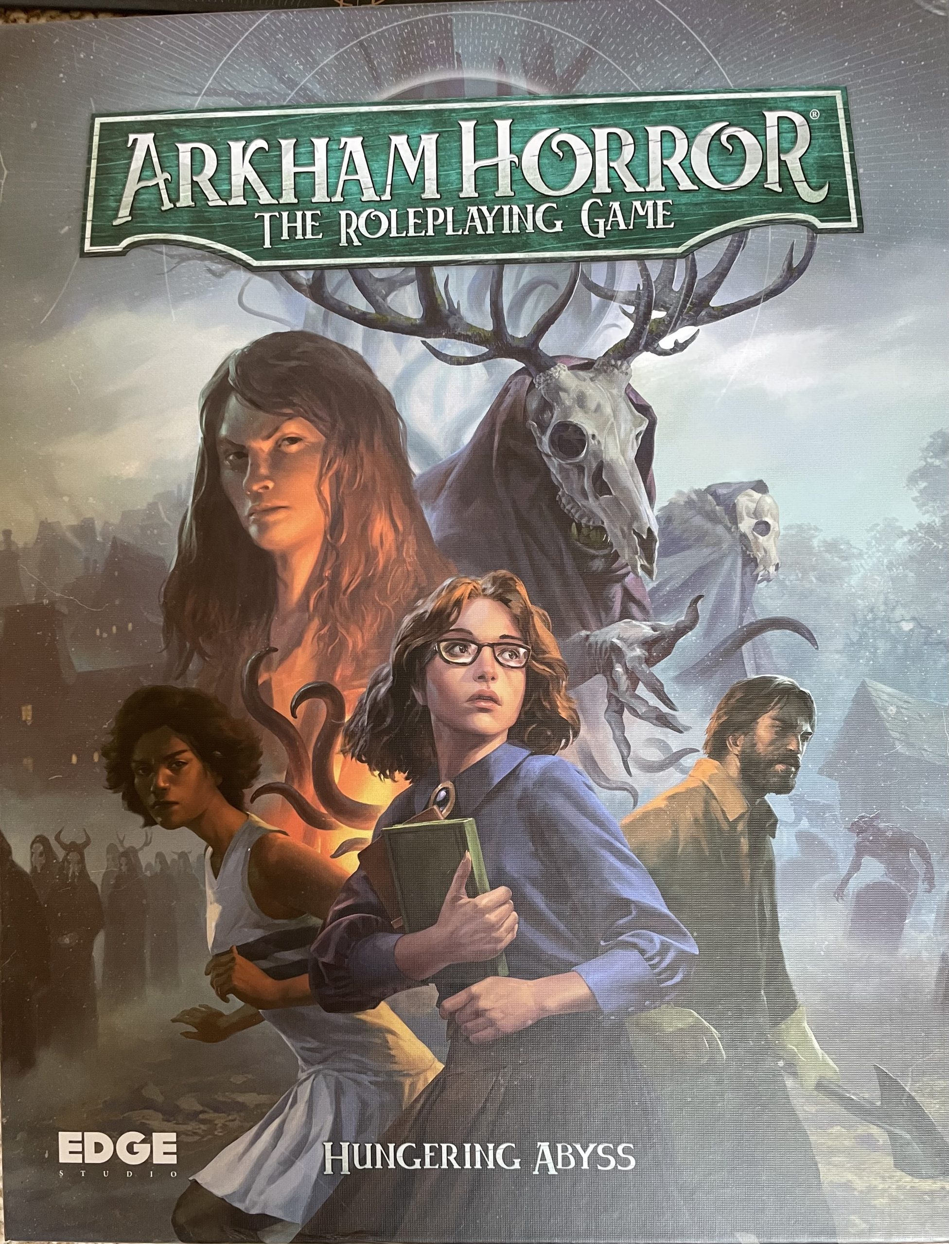 Review – Arkham Horror RPG Starter Set - The Hungering Abyss - Geeks ...